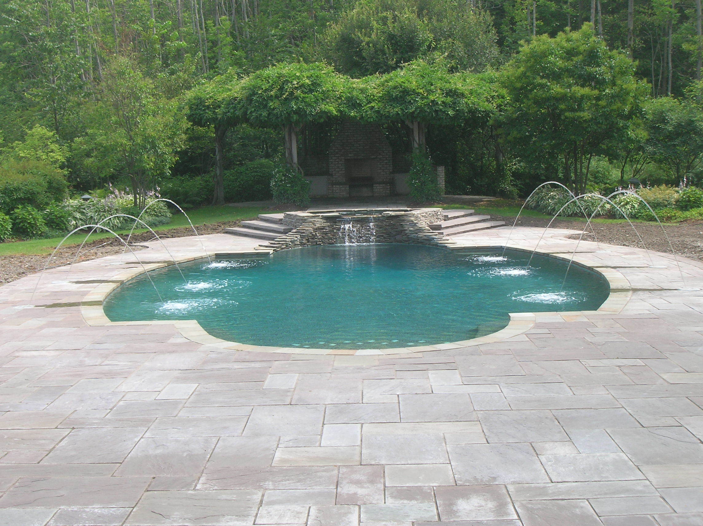 Residential Pools | Leisure Craft Pools
