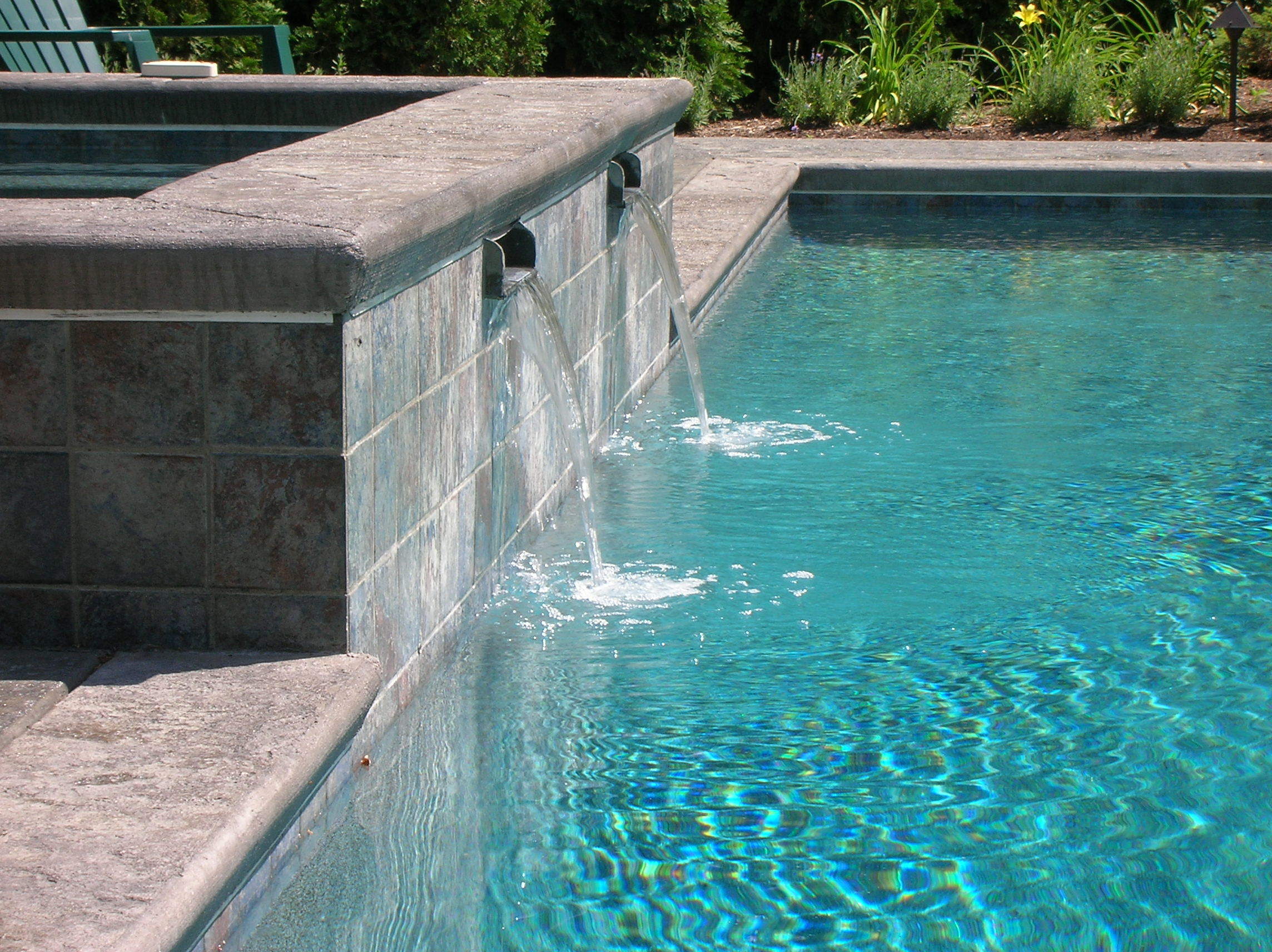 Residential Pools | Leisure Craft Pools