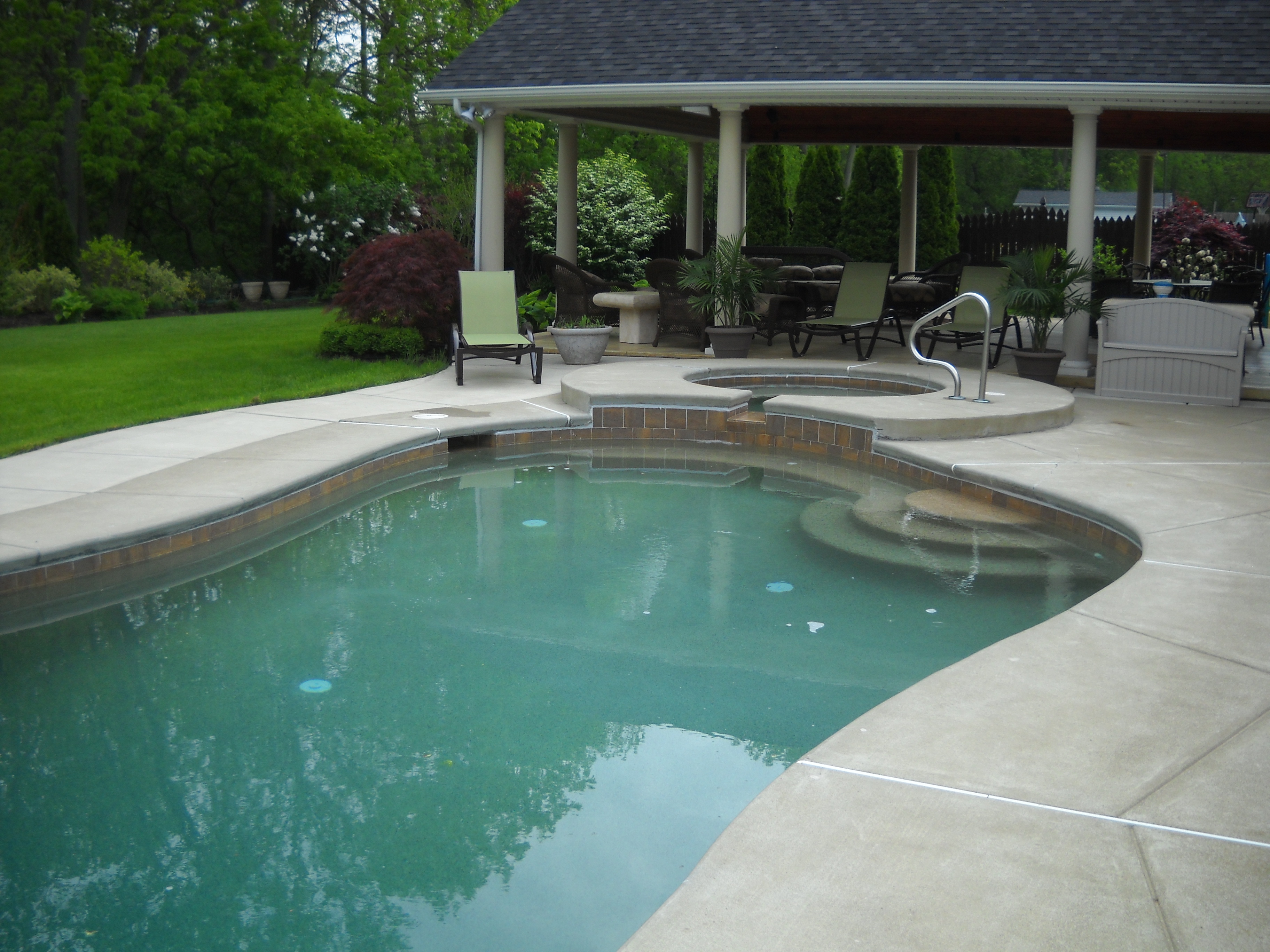 Signature Matrix Pebble Pool Finishes | Leisure Craft Pools