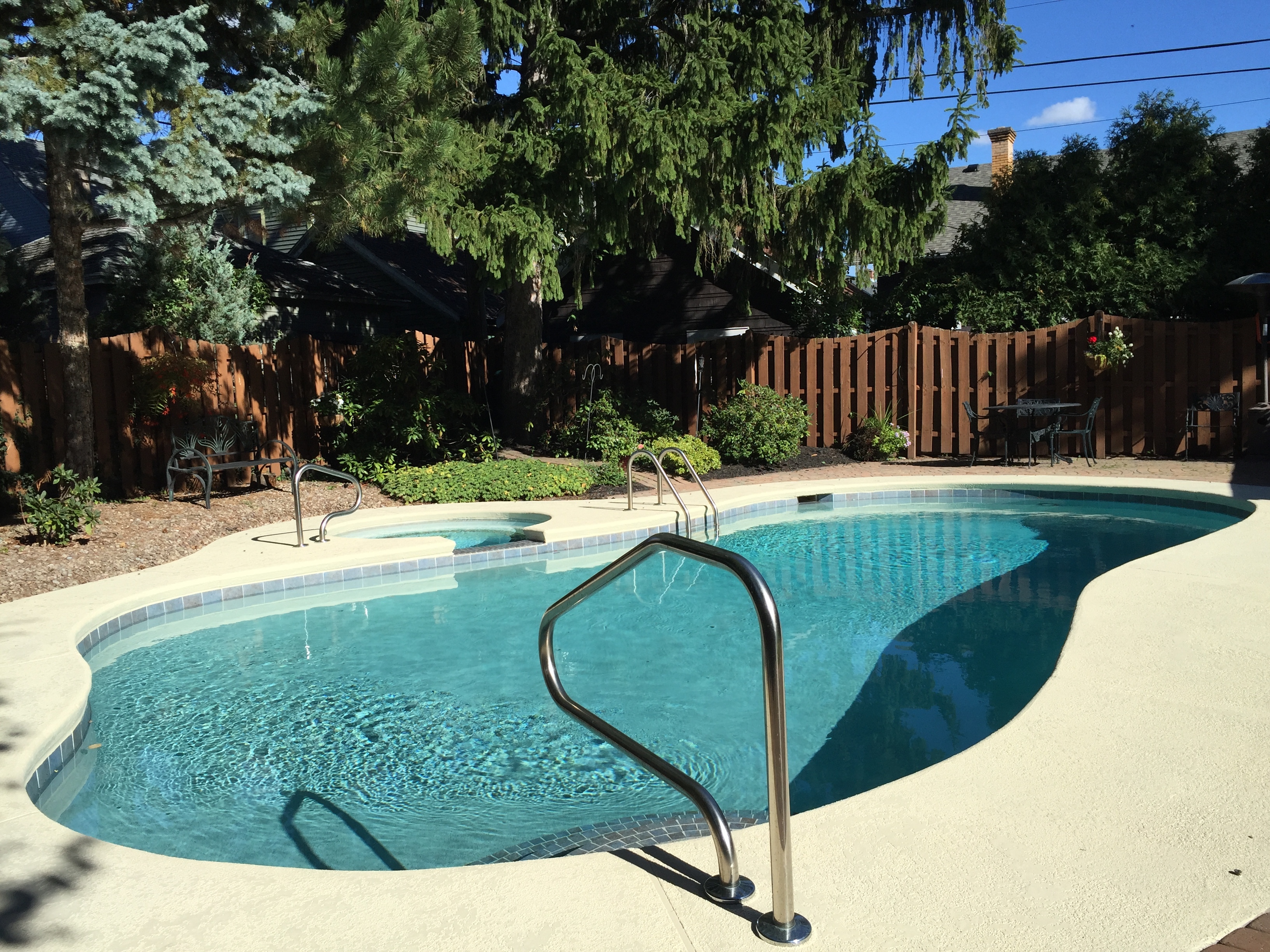 Luna Quartz Pool Finishes | Leisure Craft Pools