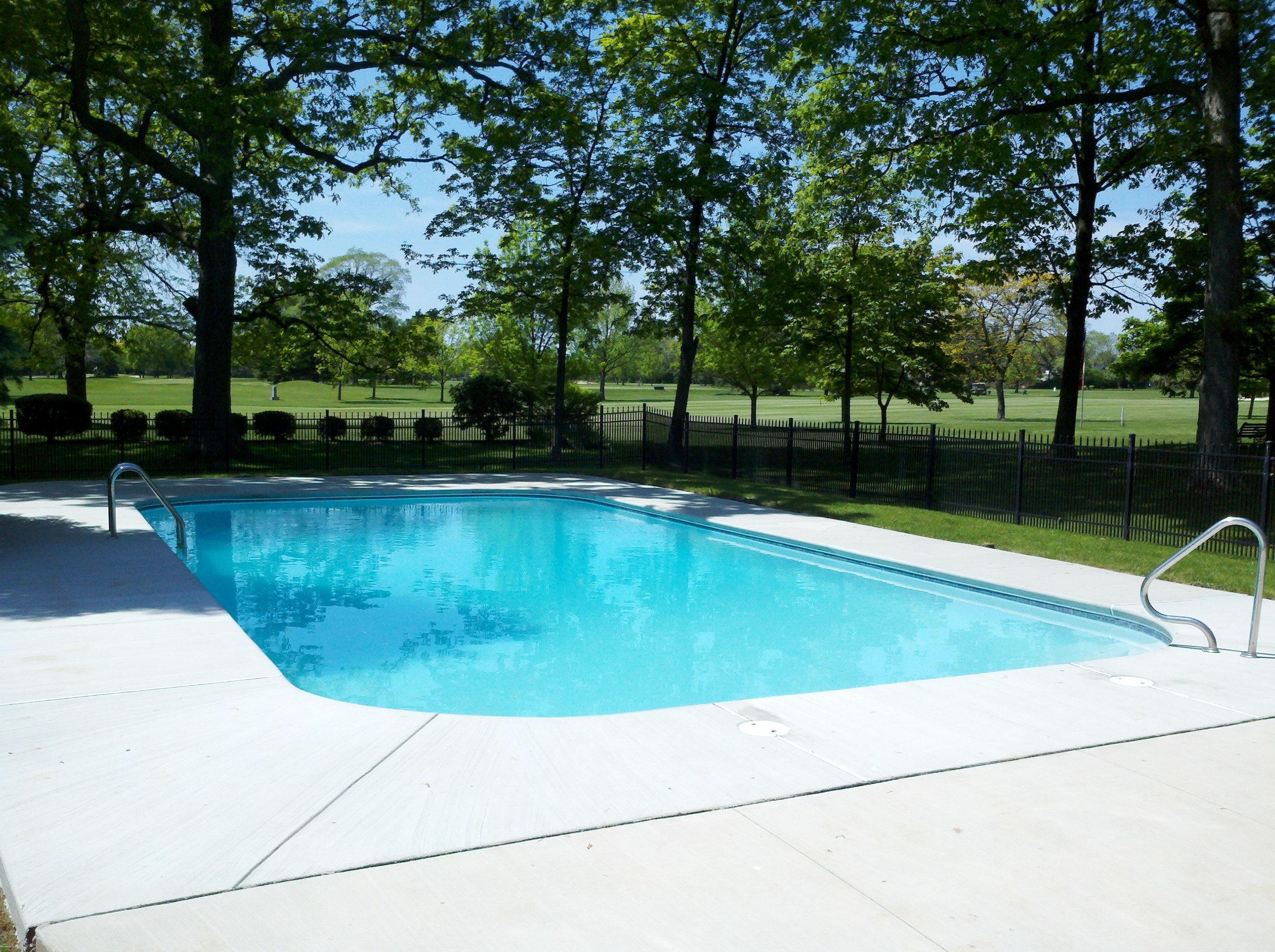 Luna Quartz Pool Finishes | Leisure Craft Pools